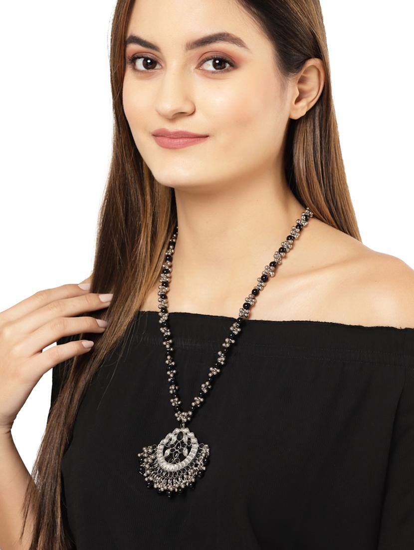Buy online Black Metal Long Necklace from fashion jewellery for Women by Karatcart for 699 at 70 off 2025 Limeroad